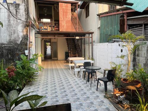 Tata Guesthouse - Chiang Mai