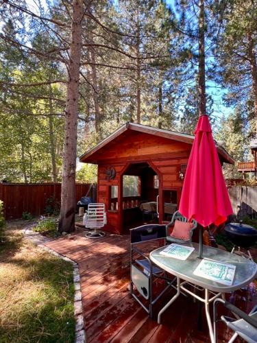 The Bearadise Fun Cozy Centrally Located Cabin - Indian Creek Reservoir, CA