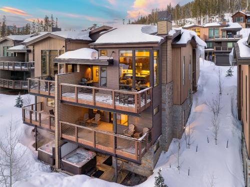 Mountain Villa 401 Next To Wp Resort I Private Hot Tub I Great Views I Activity Program - Winter Park, CO