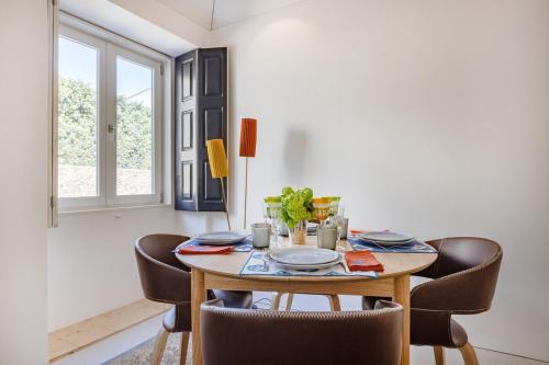 Rosarinho Cruz Invites To Her Atelier By The Sea - Porto
