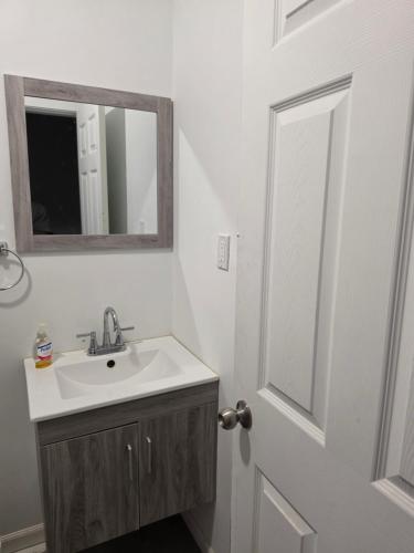 Affordable Stays At Quisqueya Room 9 3rd Floor - San Juan, Puerto Rico