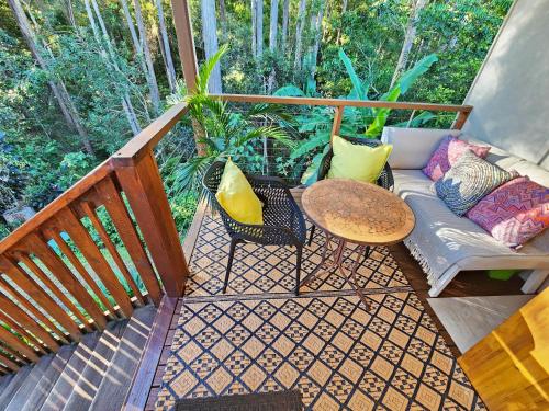 Cosy Studio With Forest Views, Noosa Hinterland - Noosa