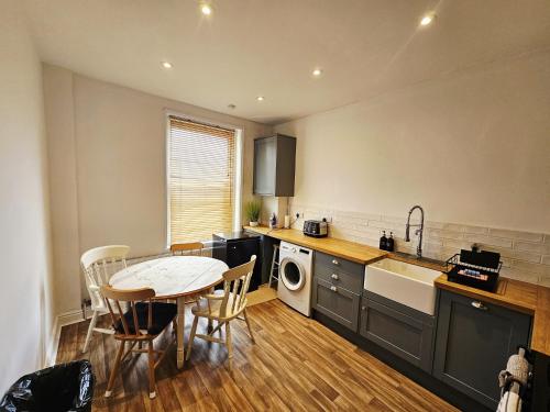 Homebird Property - Sharrow Retreat - Harrogate