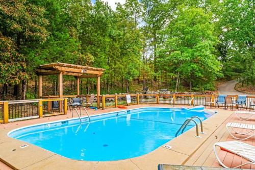 Glam Jam! - Newly Remodeled Stay In Style! Pets Stay Free - Branson West, MO