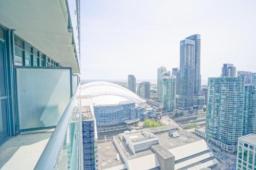 The Diamond 3bd 2ba Luxury Stay Cn Tower, Mtcc Steps Away - Toronto