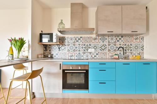 Les Couleurs De Poteries - Avec Garage Gratuit - Strasbourg