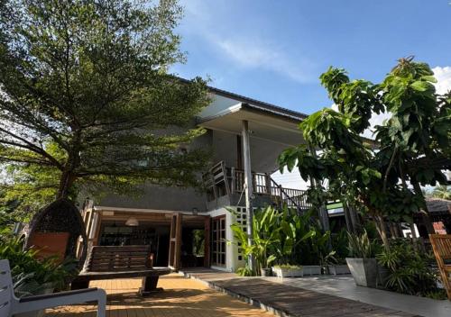Amphawa Hideaway - Amphawa