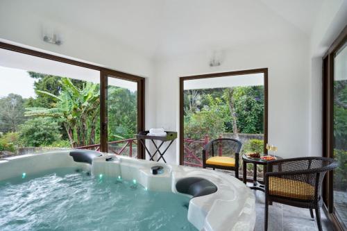 Gramercy House - A Luxunlock Private Villa - Kodaikanal