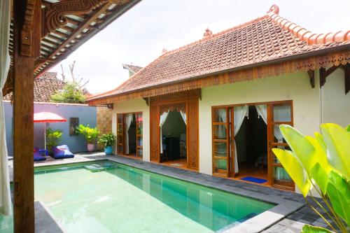 Villa Joglo Kawung - City Centre Paradise With Pool - Yogyakarta