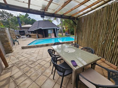 Room 2 At 39 Hoog Polokwane - Polokwane