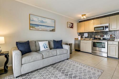Tides, Tennis & Tan Lines: Hilton Head Condo! - Bradley Beach, SC