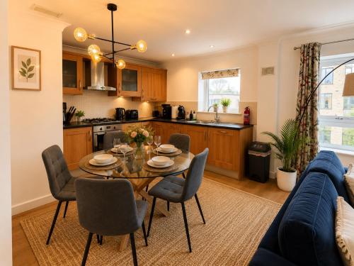 Mango Tree Apartment - Near Leisure Park & Station - Cambridge