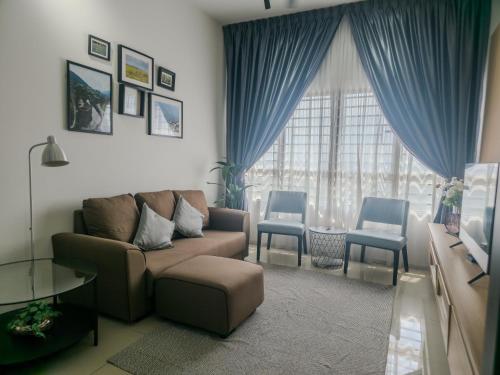 Comfy Tokma's Home Bangi - Free Wifi, Netflix, Infinitypool - Bangi