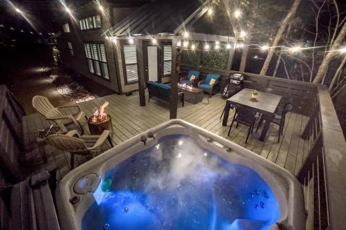 Gorgeous Cabin With Hot-tub And Games In Monteagle, Tennessee - Monteagle, TN