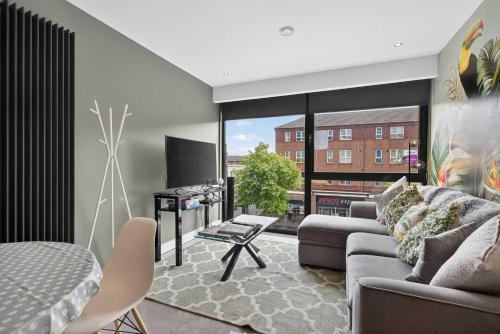 Central Belfast Apartments - The Bird House - Belfast