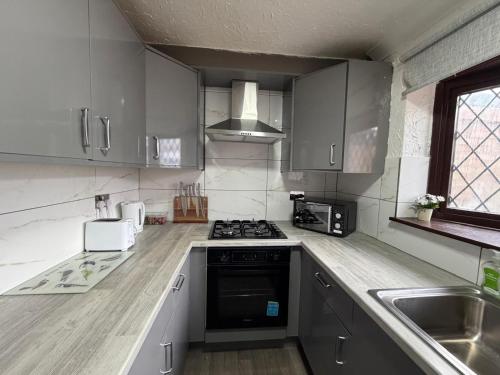 Cozy 3 Bedroom House - Kidderminster - West Midland Safari Park