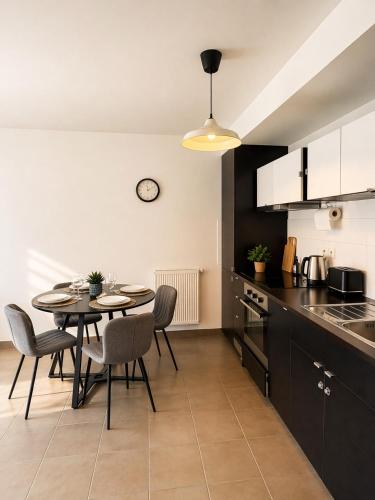 Camelia Merignac, 2 Bedrooms And Parking, Near Bordeaux - Eysines