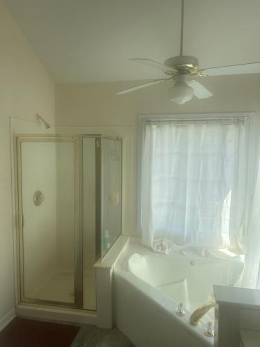 Masterroom - Atlanta, GA