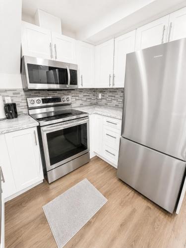 Cozy Luxury Stay, Wifi And Fully Equipped - Brantford