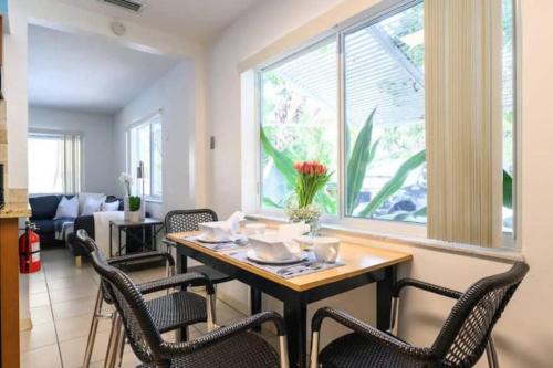 The Peacock Villa 1 By Dream Vacation - Fort Lauderdale-Hollywood Airport (FLL)