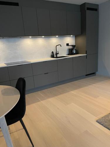 Amazing Super-central Apartment | Garage Parking - Alesund