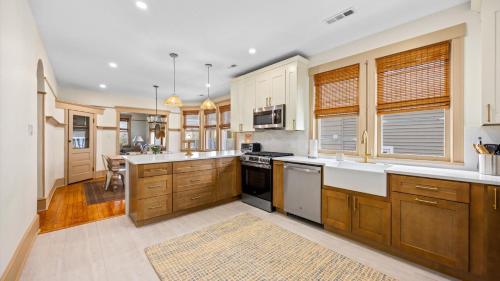 Modern Historic Charm 4br One Block To Beach - Egg Harbor Township, NJ