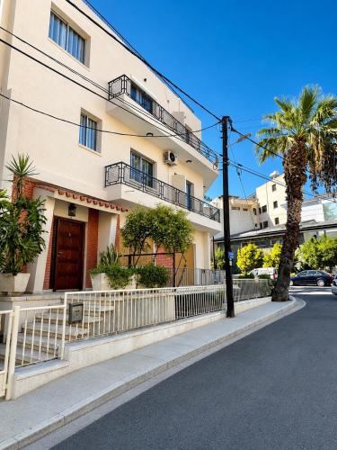 Smart Comfort Roomn2 With Private Bathroom In Best Location Beach 250m - Limassol