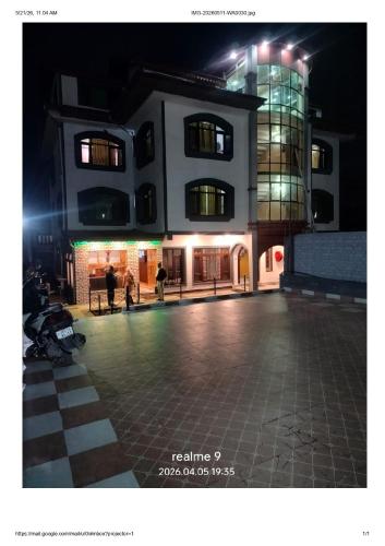 White House Hotel And Guest House - Srinagar