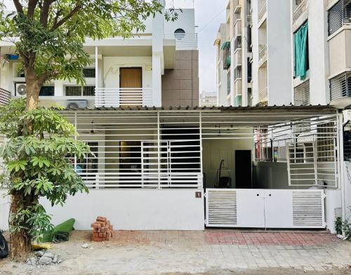Sweet Home Stay - Gandhinagar