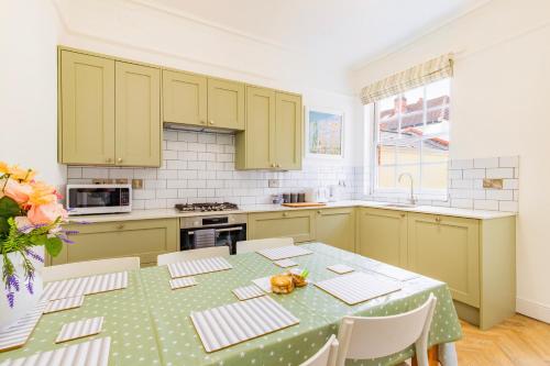 Contractor 5-bed 2 Parking Spot Norwich Centre - Norwich