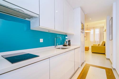 Apartamentos Caballerizas 6 - Granada, España