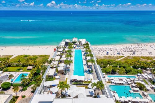 Amazing View 1 Hotel Corner Unit 2br 2ba W Balcony - North Miami, FL