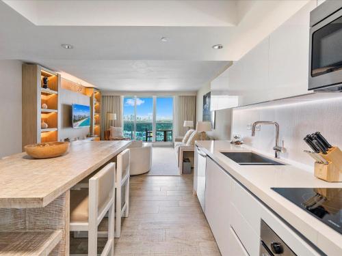 Vista De Suenos 1527 - South Beach, FL