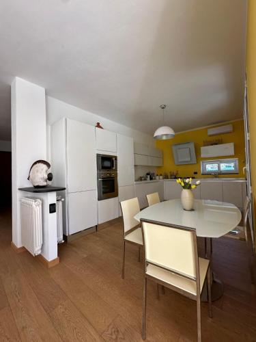 Villa Al Mare Con Giardino - Imperia