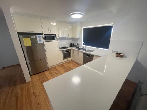 Unit 11, 2 Casuarina Crescent, Ocean Beach Chalets - Jurien Bay
