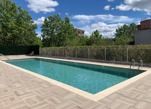 Appartement Cosy Avec Piscine Proche Centre - Draguignan