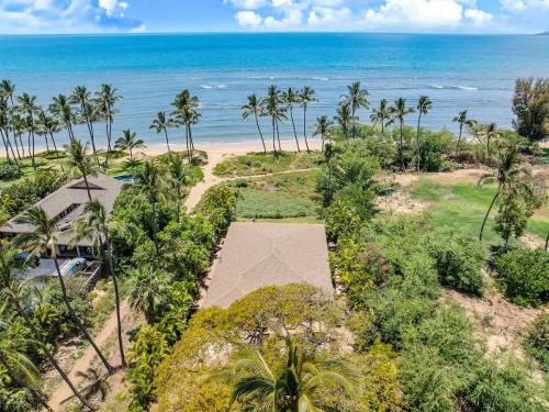 Oceanfront Hideaway - Paia, HI
