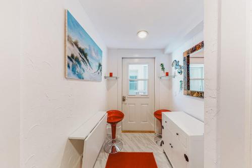 Captivating Cottage - Provincetown, MA