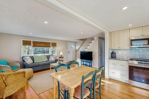 Seabreeze Escape - Falmouth, MA