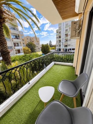 Modern Studio Nr 10 Private Kitchenette And Bathroom - Limassol