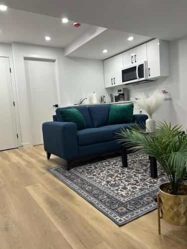 Cosy And Cute Private Basement Suite - Manitoba