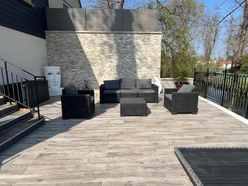 Studio Au Bord De L Eau, Proche Circuit Des 24h - Le Mans