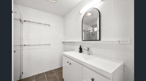 Fitzroy House Beautifully Appointed Cbd Home - Tamworth
