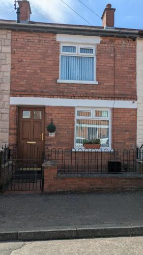 Maire Toireasa – Cosy Refurbished Property In The Gaeltacht Quarter - Belfast