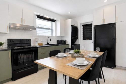 3br Boho Brand New Near Everything, Parking, Ac, Unit 7 - Québec