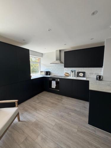 Modernised Townhouse Near Howbery Park - Wallingford