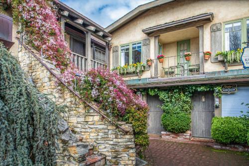 3795 The Artist's Way - Carmel-by-the-Sea, CA