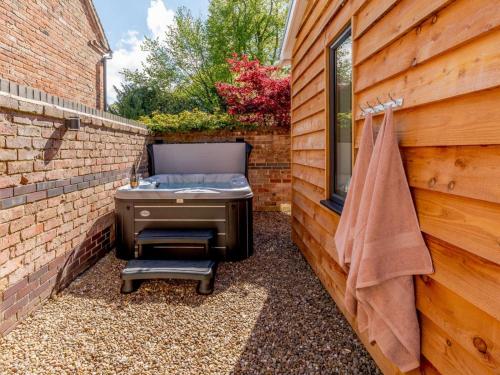 2 Bed In Ashbourne Oc-81345 - Peak District