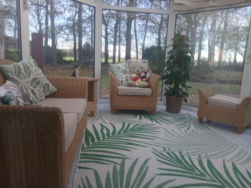 Park Cottage Country Bungalow - Warrington