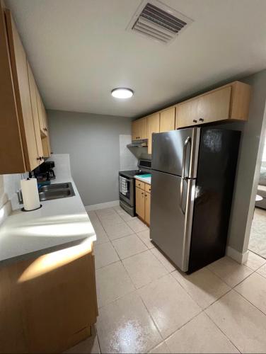 Charming 1 Bedroom Minutes From Bush Gardens - Tampa